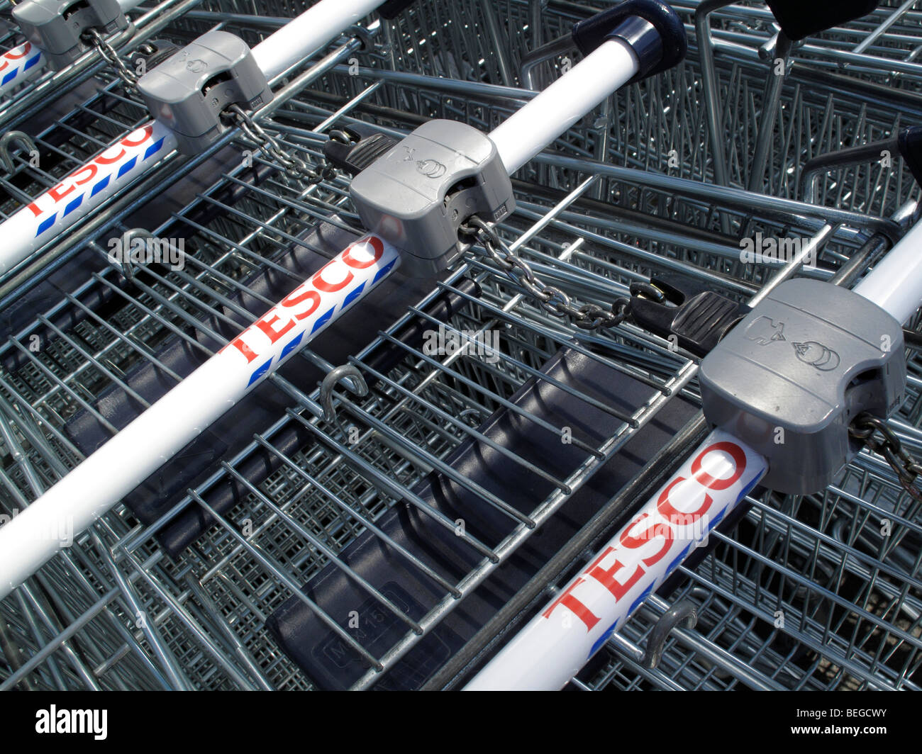 Shopping carts with at sign hi-res stock photography and images - Alamy