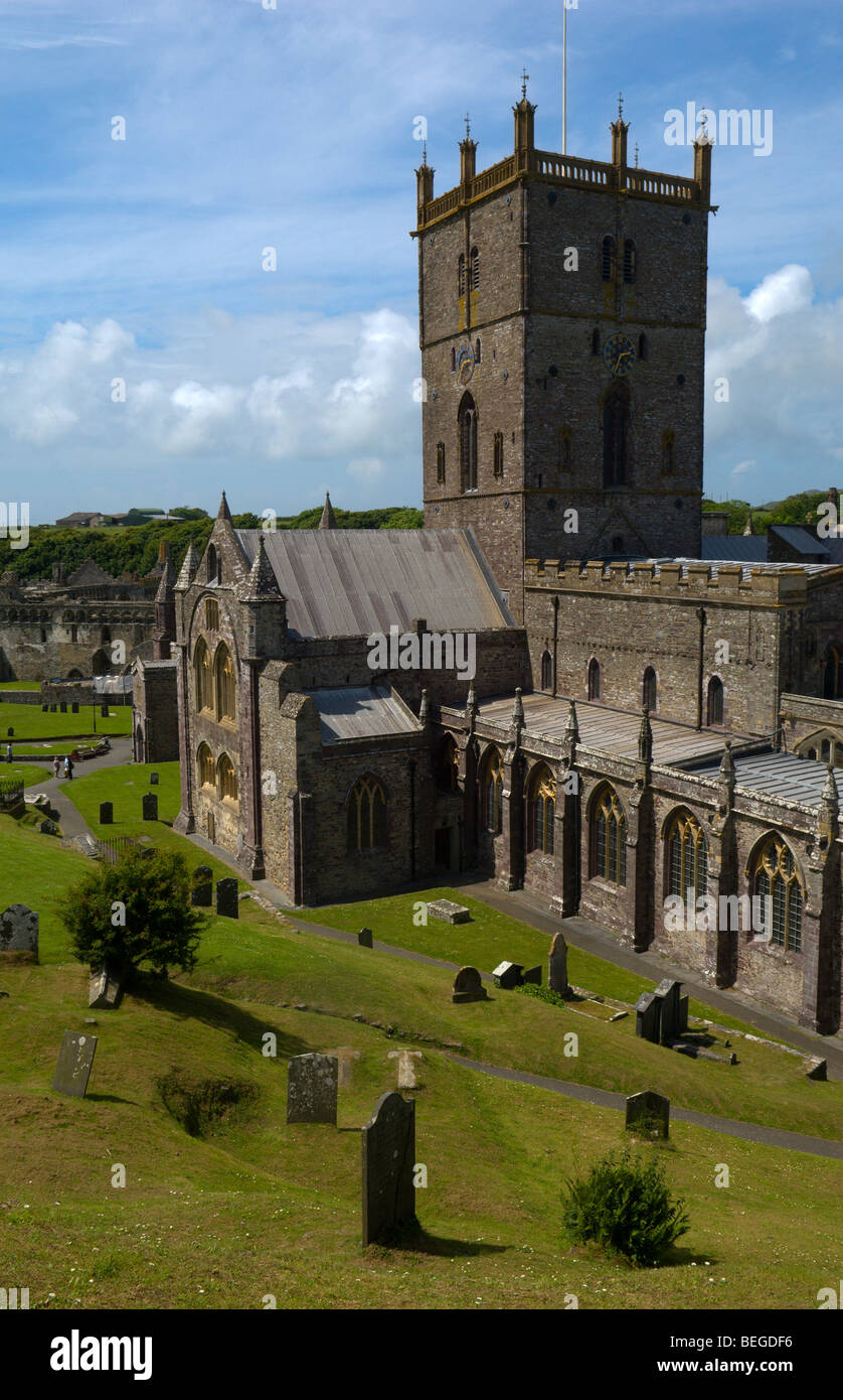 Cathedral st davids hi-res stock photography and images - Alamy