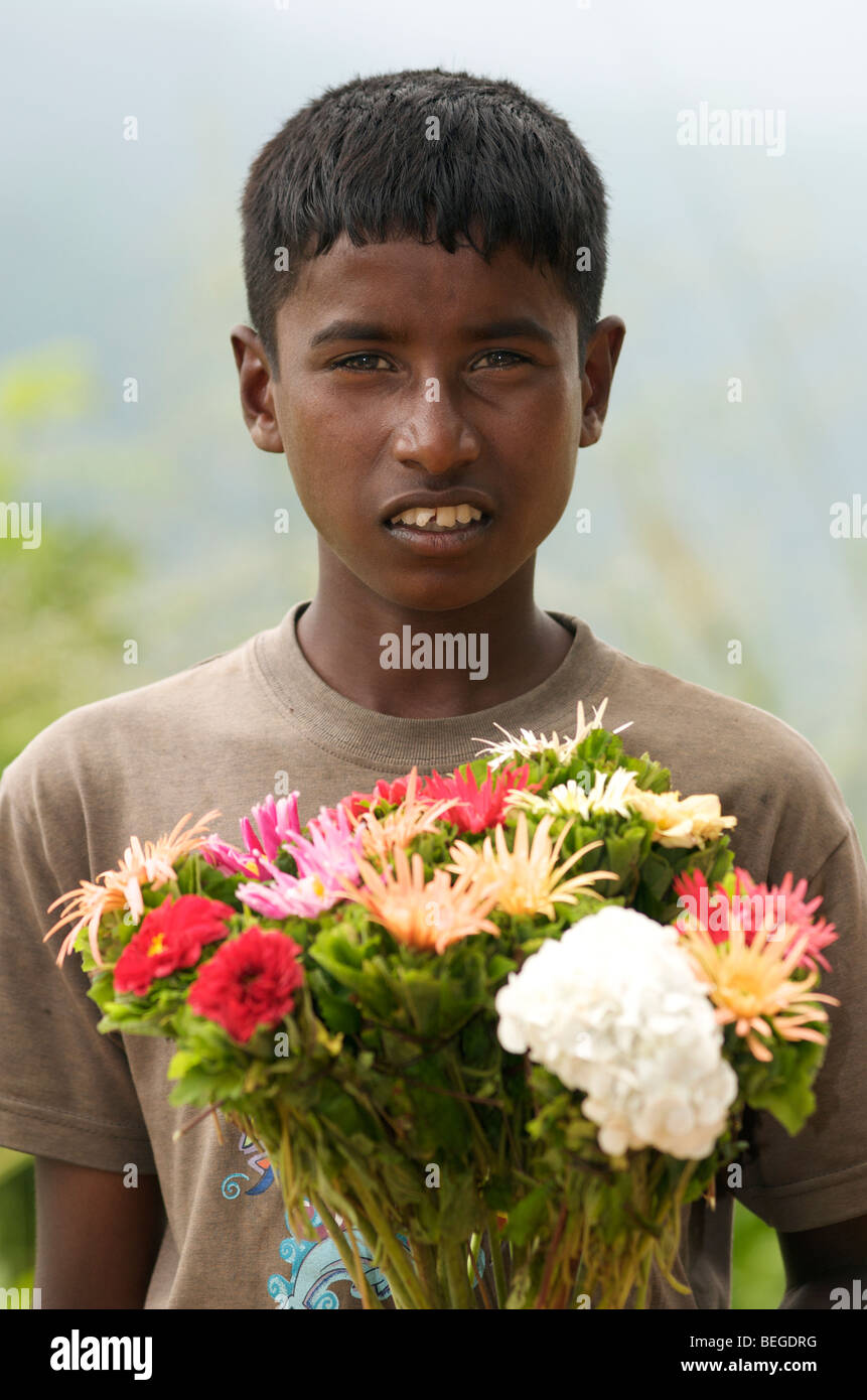 Asian man selling flowers hi-res stock photography and images - Alamy