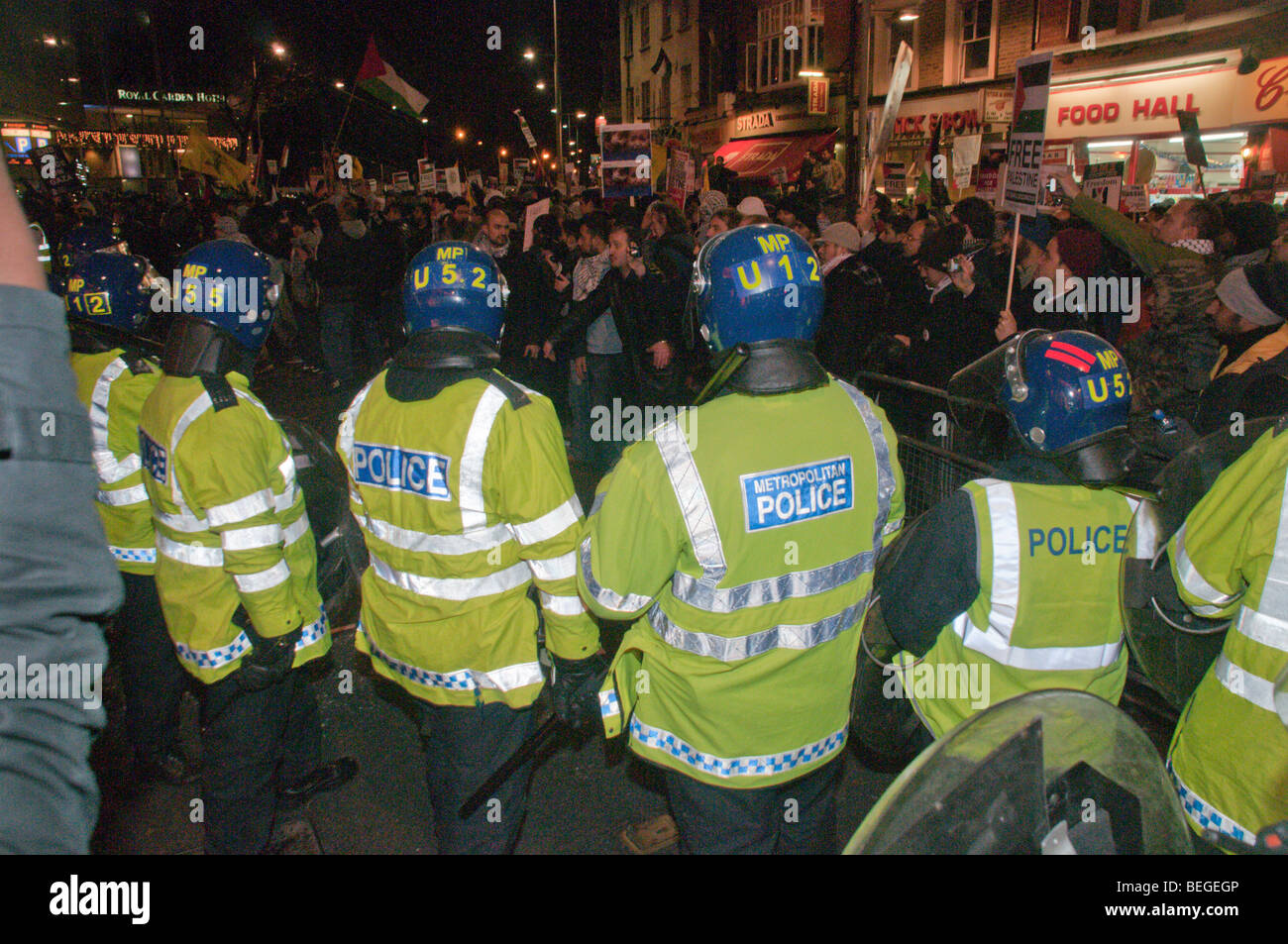 Police in riot gear at National demonstration at Israeli Embassy ...
