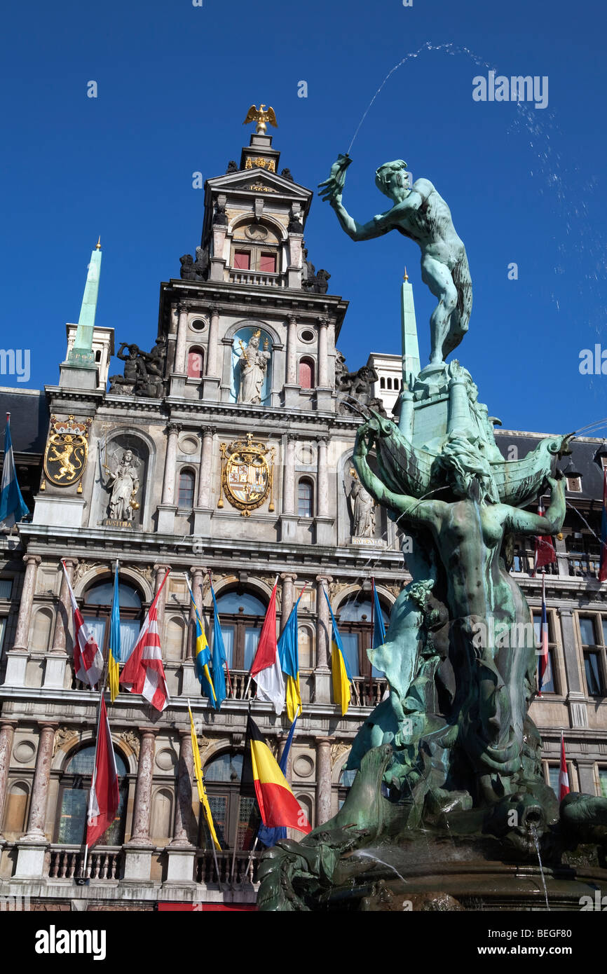 Brabo fountain statue silvius brabo hi-res stock photography and images ...