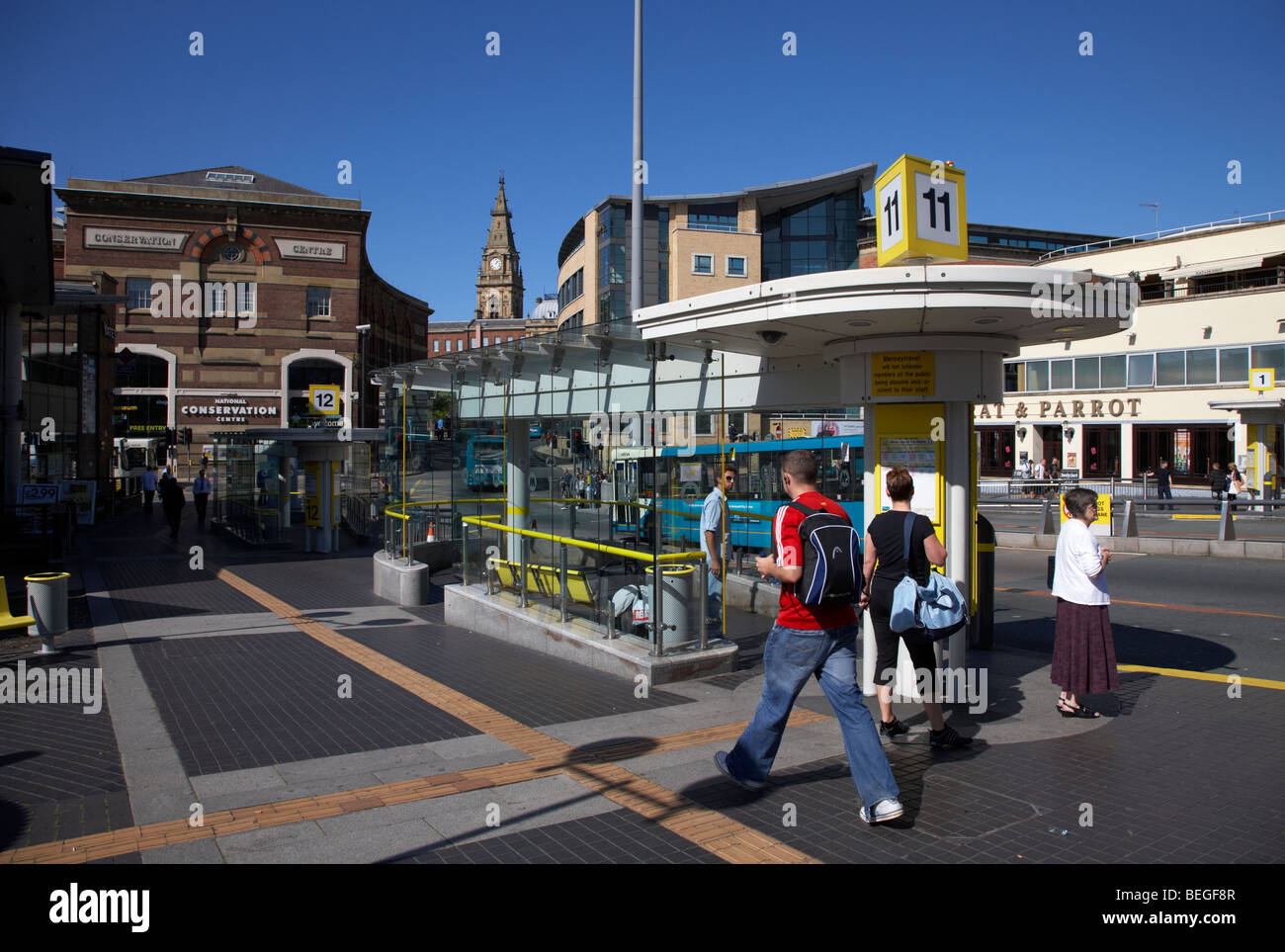Queen square bus station hi-res stock photography and images - Alamy