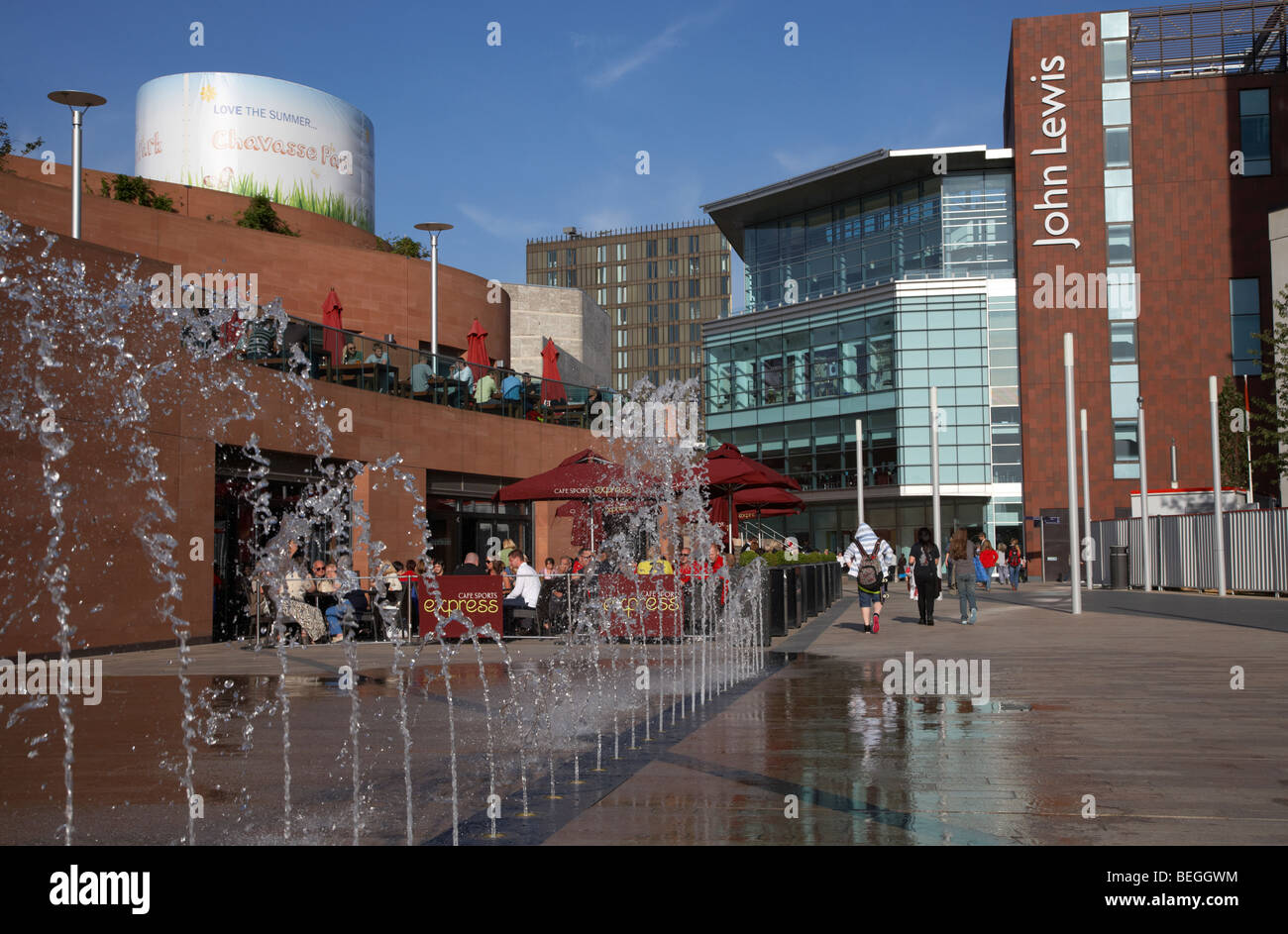 fountains in chavasse park part of the liverpool one regeneration ...