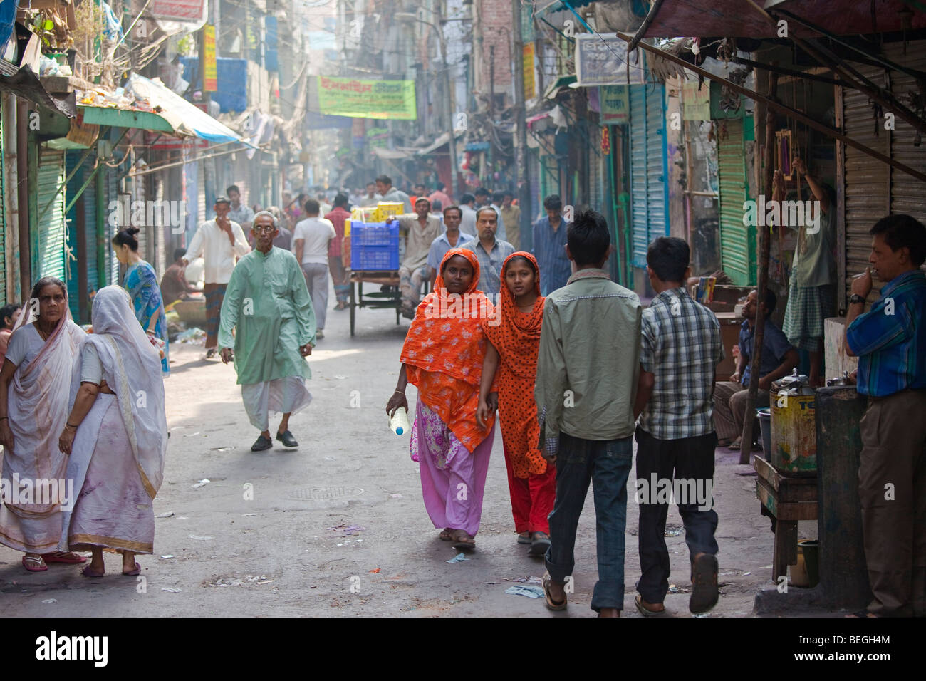 Street in Old Dhaka Bangladesh Stock Photo - Alamy