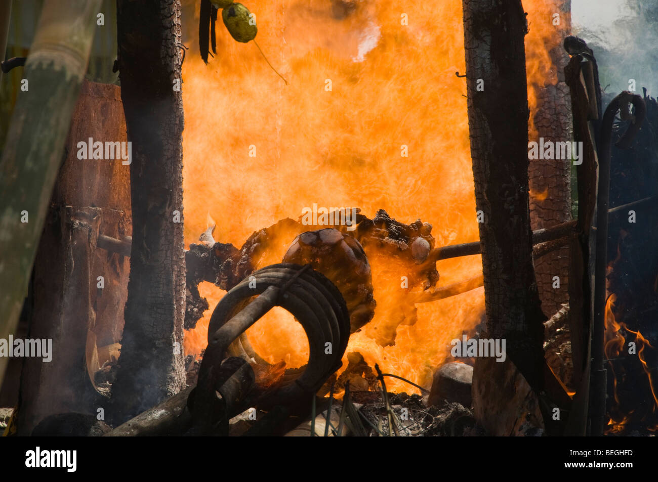 Bali cremation ceremony hi-res stock photography and images - Alamy