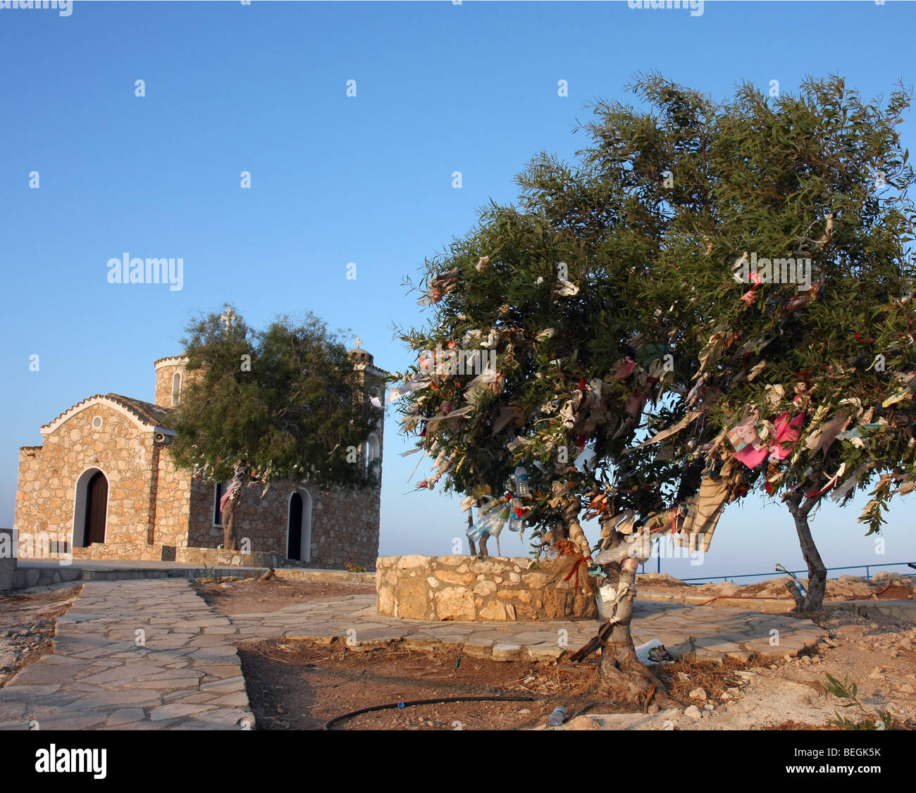 Memorial notes hi-res stock photography and images - Alamy