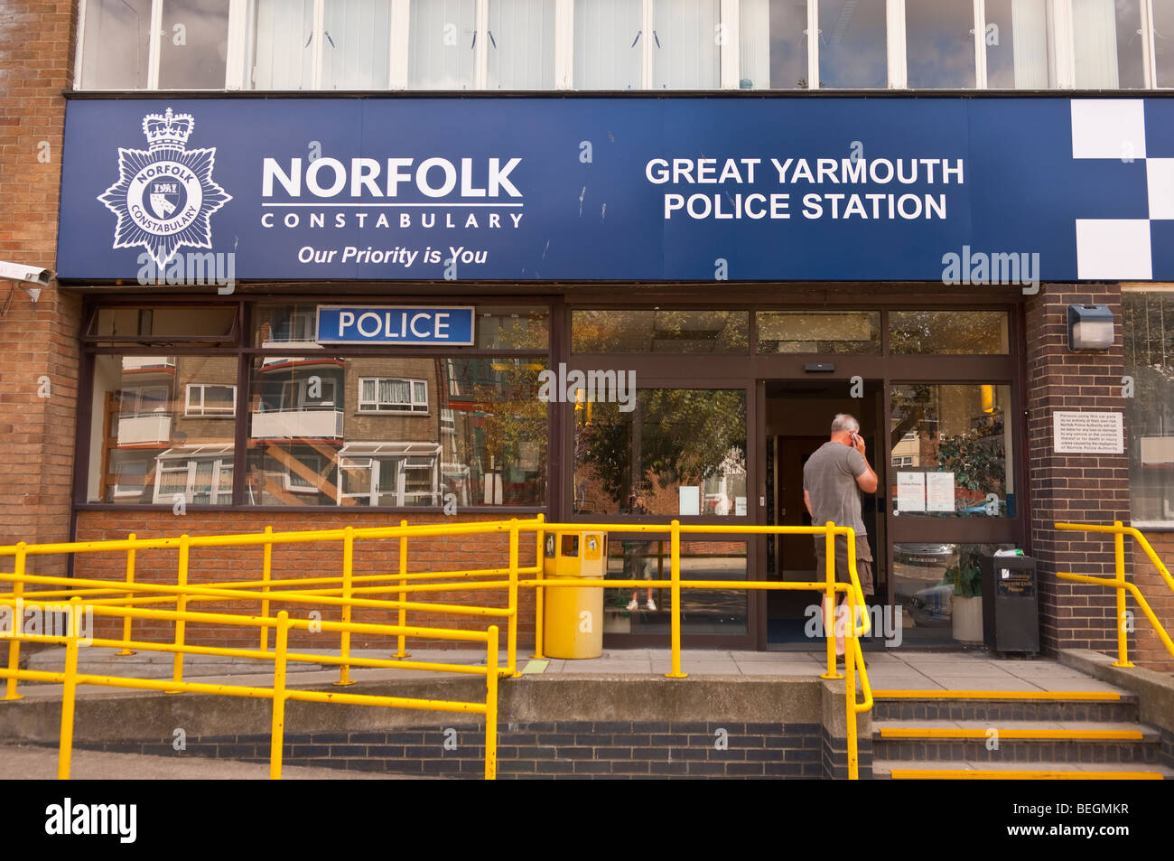 Police stations hi-res stock photography and images - Alamy