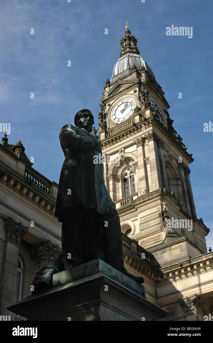 Bolton Town Hall and the statue of Doctor Samuel Taylor Chadwick Stock ...