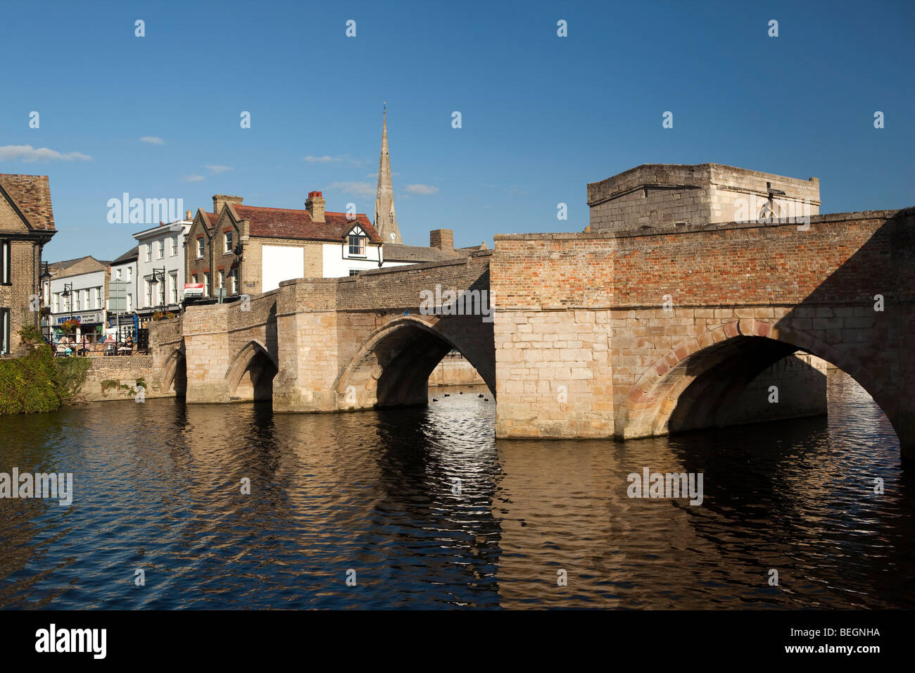 Small stone bridge across hi-res stock photography and images - Alamy