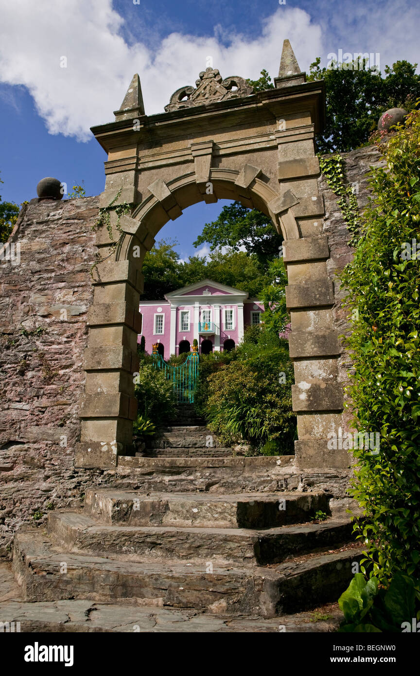 The unicorn portmeirion hi-res stock photography and images - Alamy