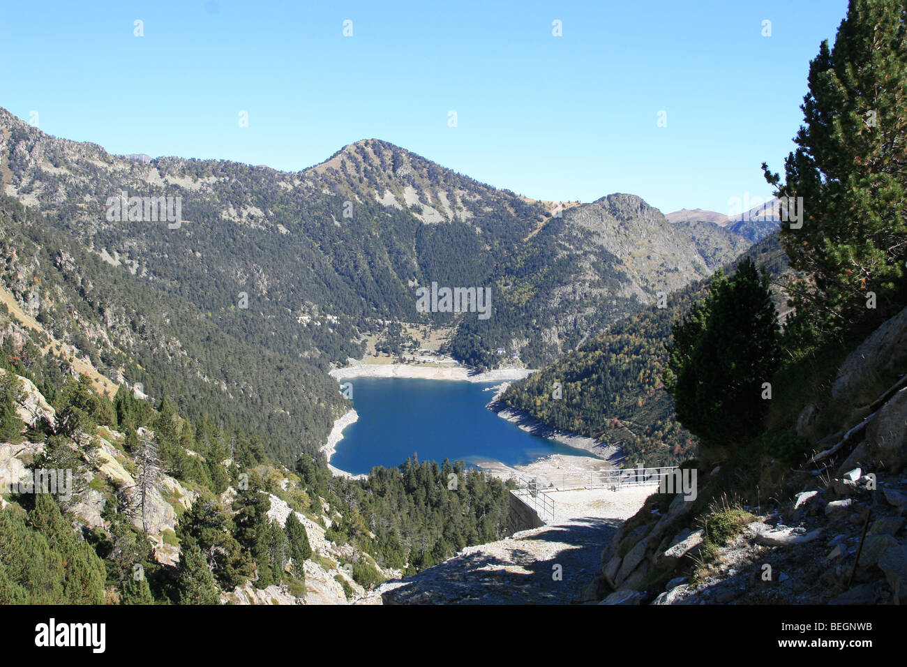 Pyrenees mountains hi-res stock photography and images - Alamy