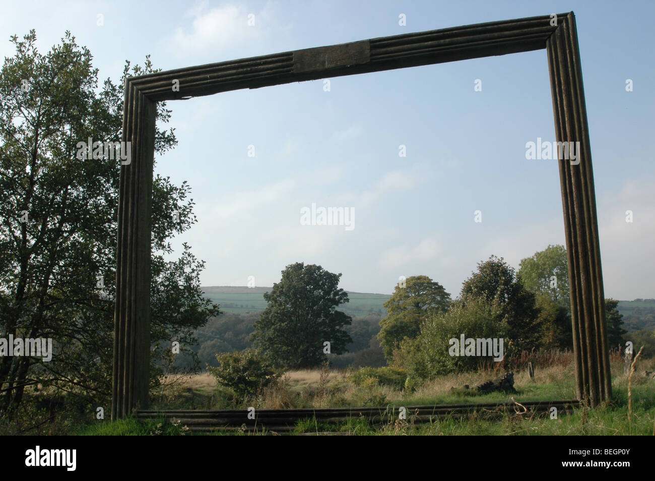 Giant picture frame hi-res stock photography and images - Alamy