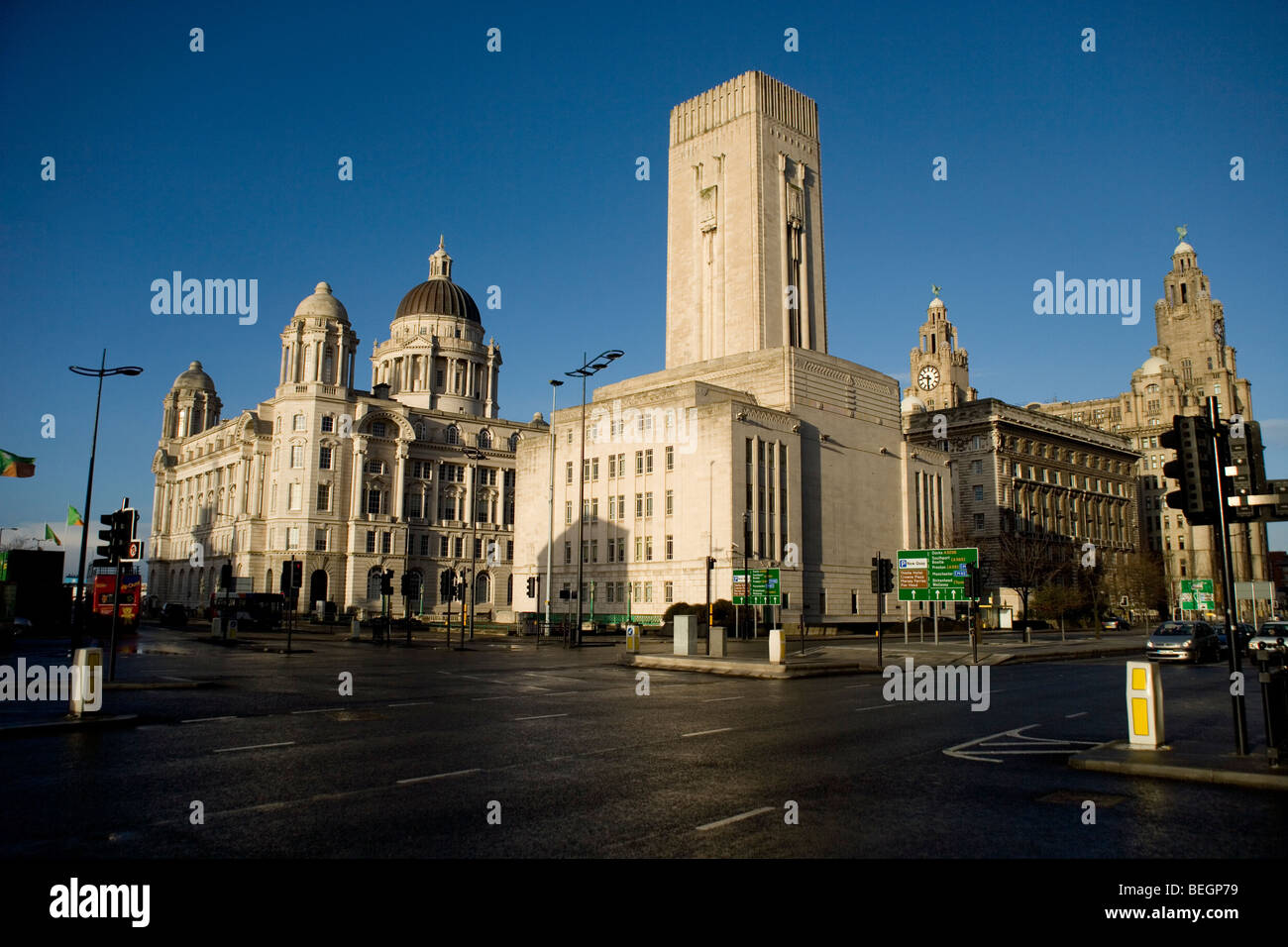 Liver building in the sun hi-res stock photography and images - Alamy