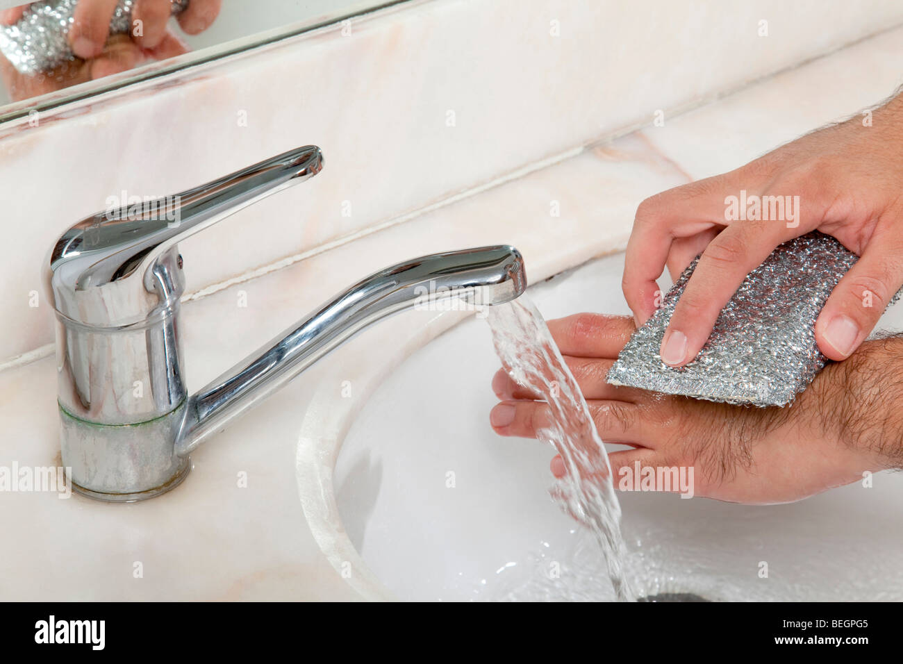 Scrubbing for others hi-res stock photography and images - Alamy