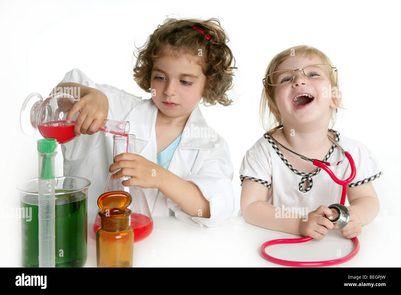 Girls medical exam school hi-res stock photography and images - Alamy