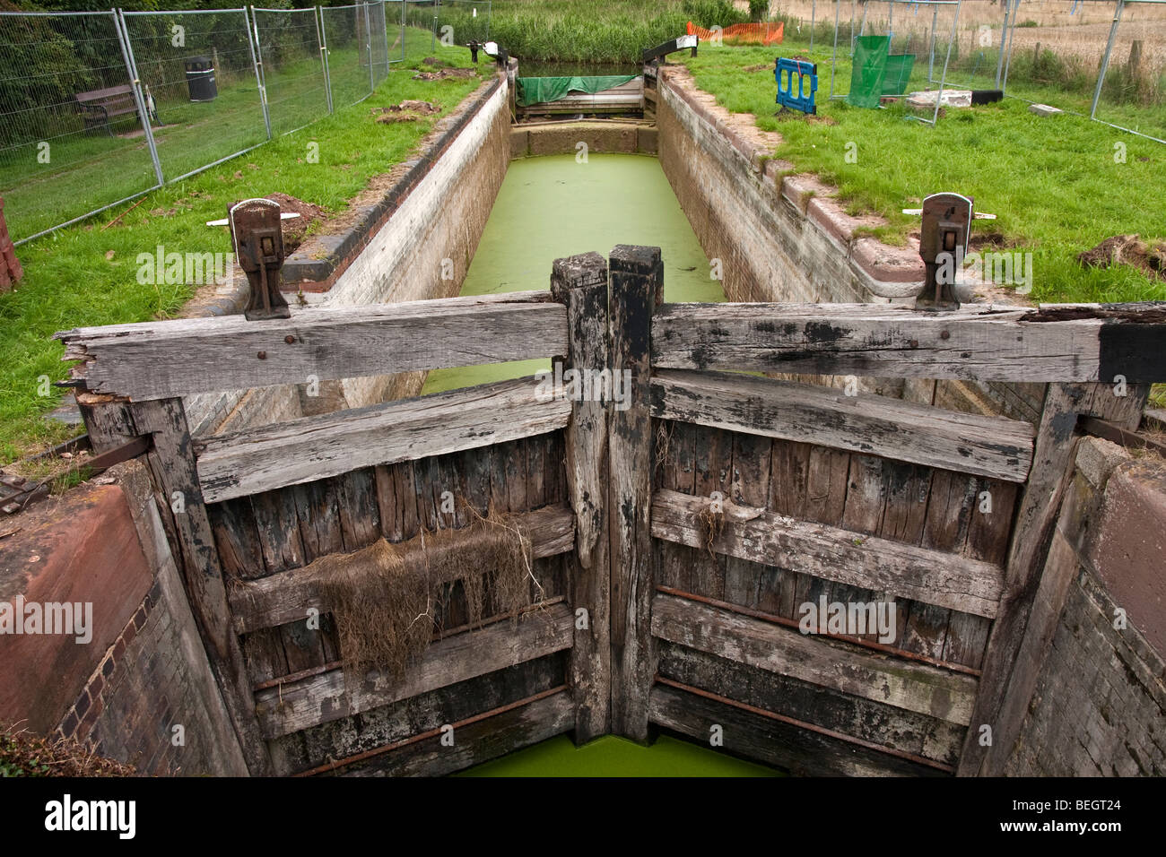 Droitwich canal hi-res stock photography and images - Alamy