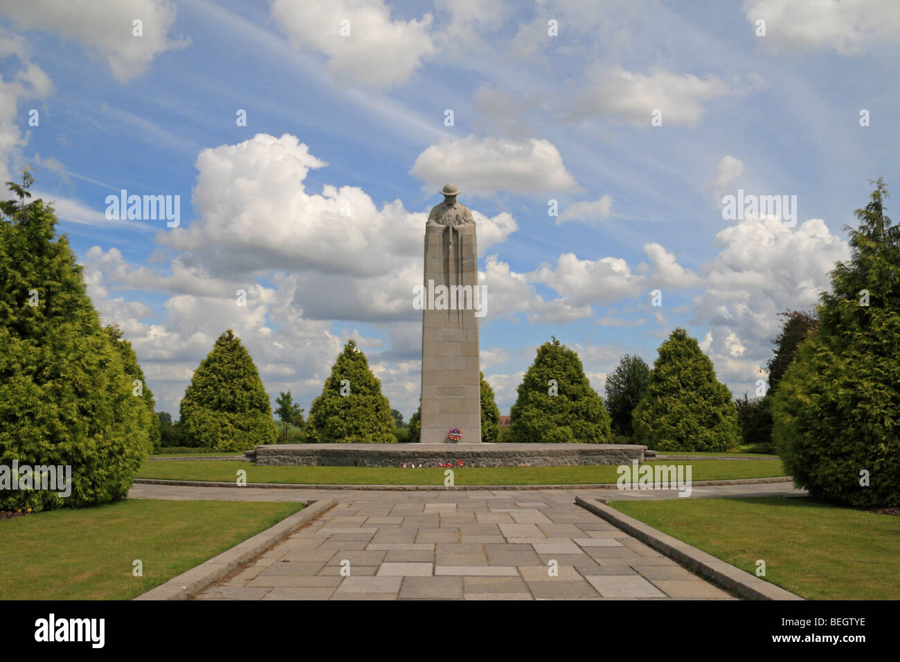 The Canadian Brooding Soldier memorial at Vancouver Corner, St Juliaan ...