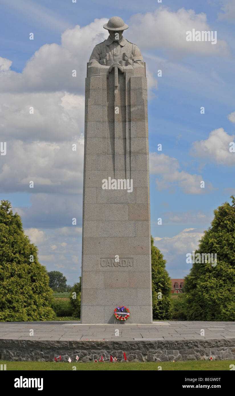 The Canadian Brooding Soldier memorial at Vancouver Corner, St Juliaan ...
