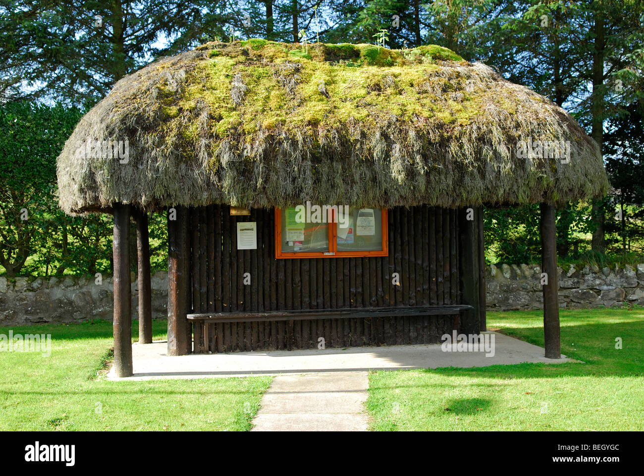 Thatched Bus Shelter Edderton Scotland Stock Photo - Alamy