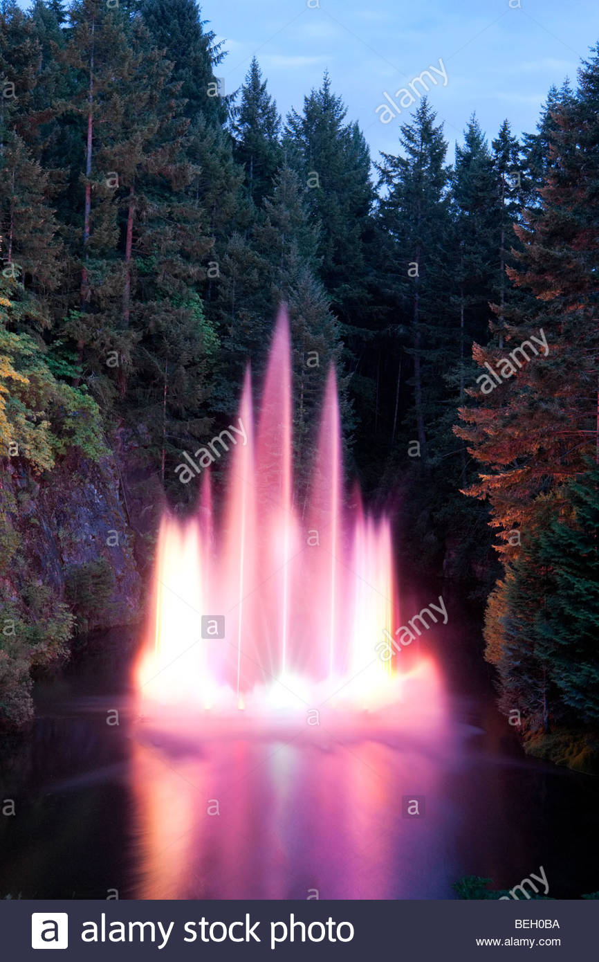 Ross Fountain Butchart Gardens Victoria High Resolution Stock ...