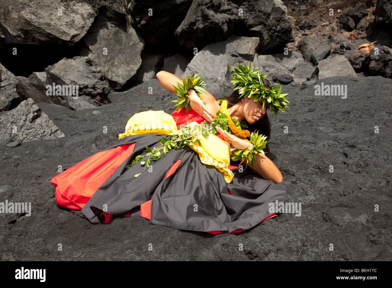 Young Hawaiian woman wearing traditional hula attire Stock Photo - Alamy