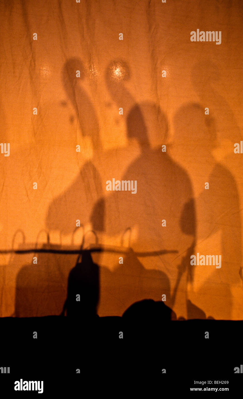 Silhouette/shadow of musician, Australia Stock Photo - Alamy