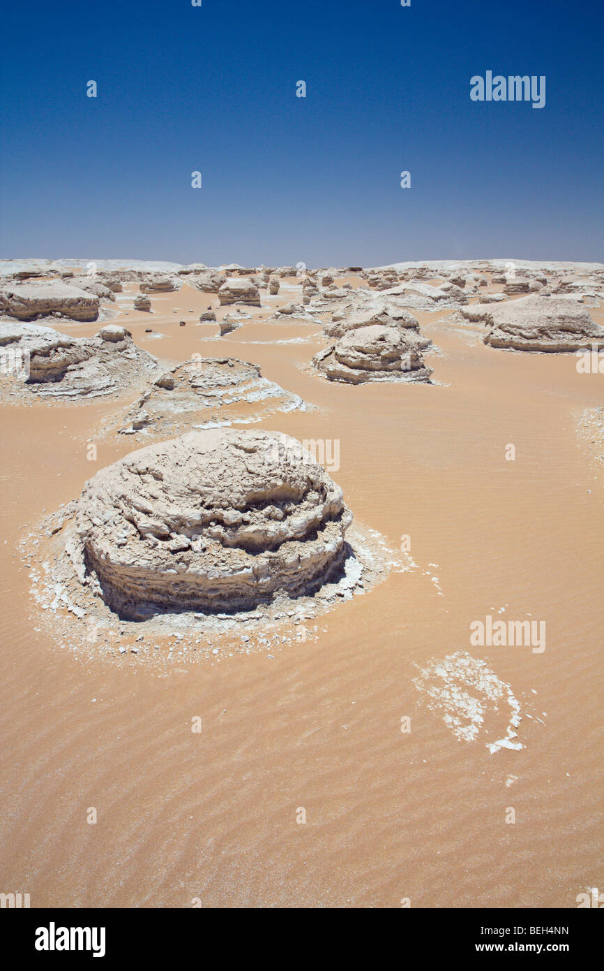 Rocks of Chalk Stone in White Desert National Park, Libyan Desert ...