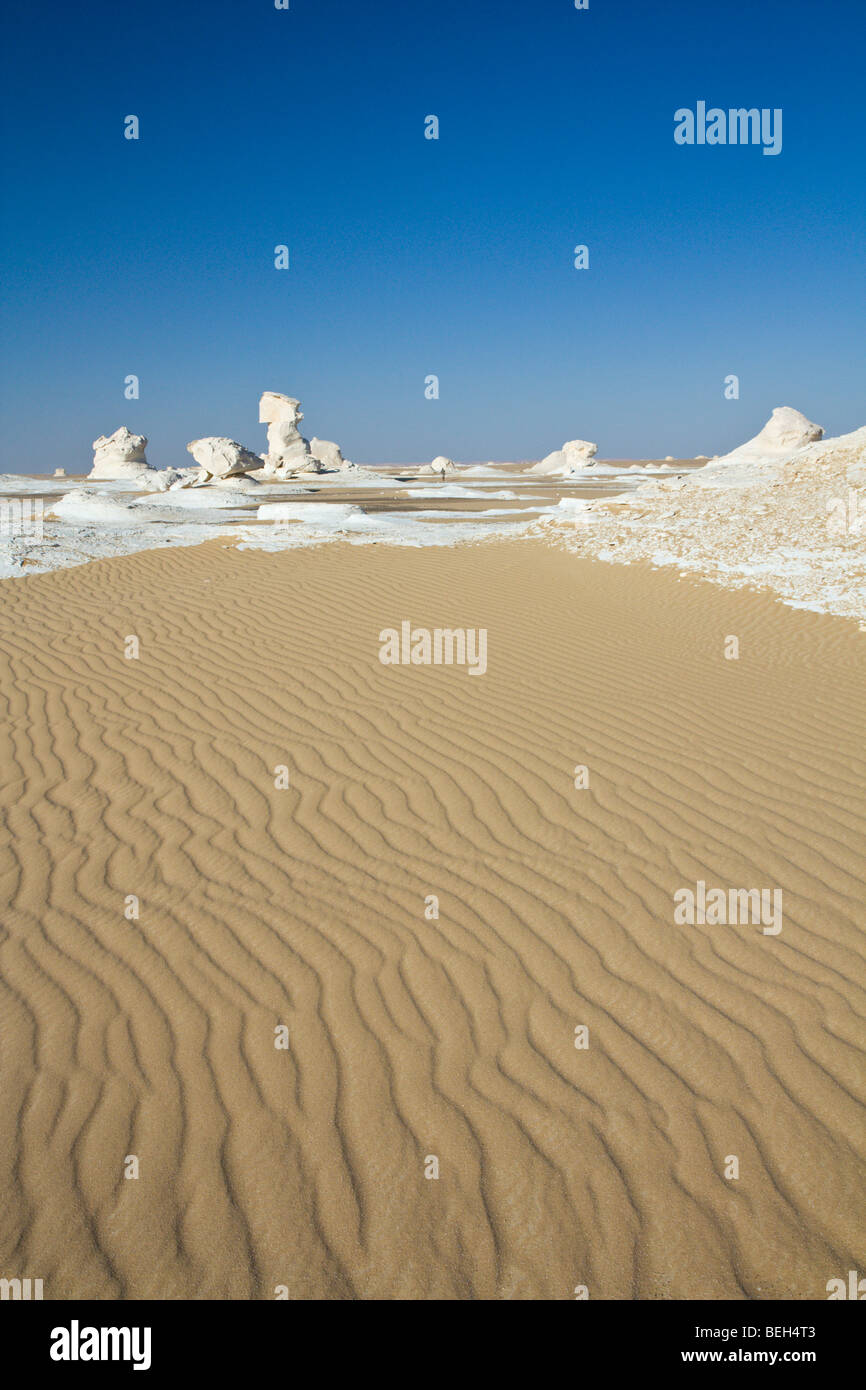 Libyan desert hi-res stock photography and images - Alamy