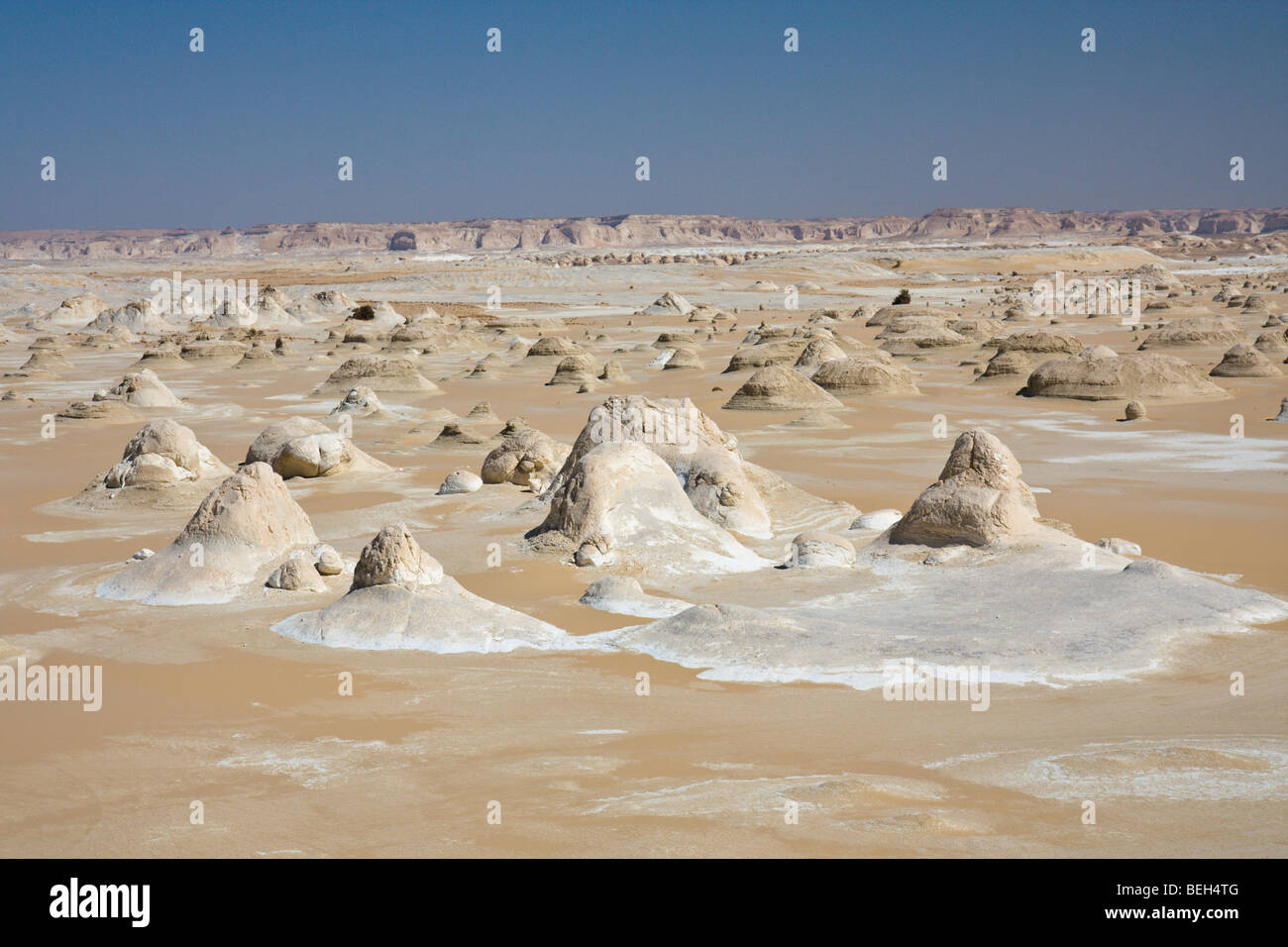 Landscape in White Desert National Park, Libyan Desert, Egypt Stock ...