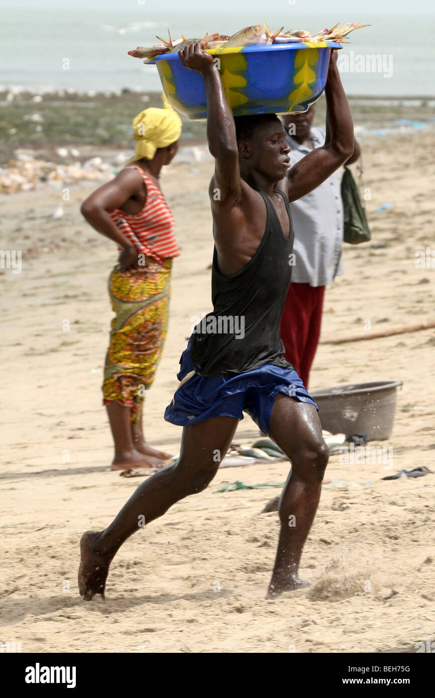 Tanje fish market hi-res stock photography and images - Alamy