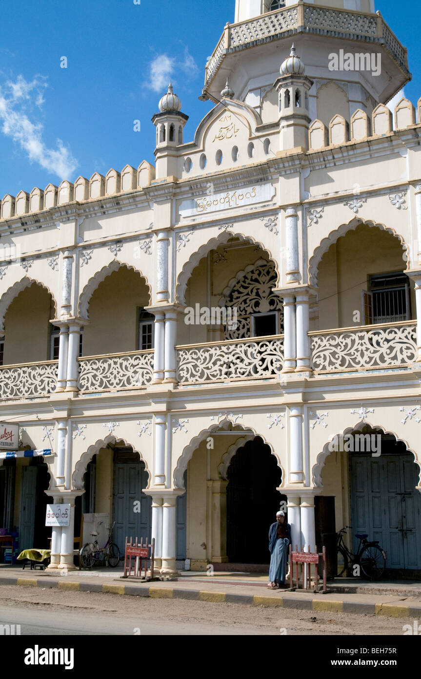 Muslim mosque in myanmar hi-res stock photography and images - Alamy