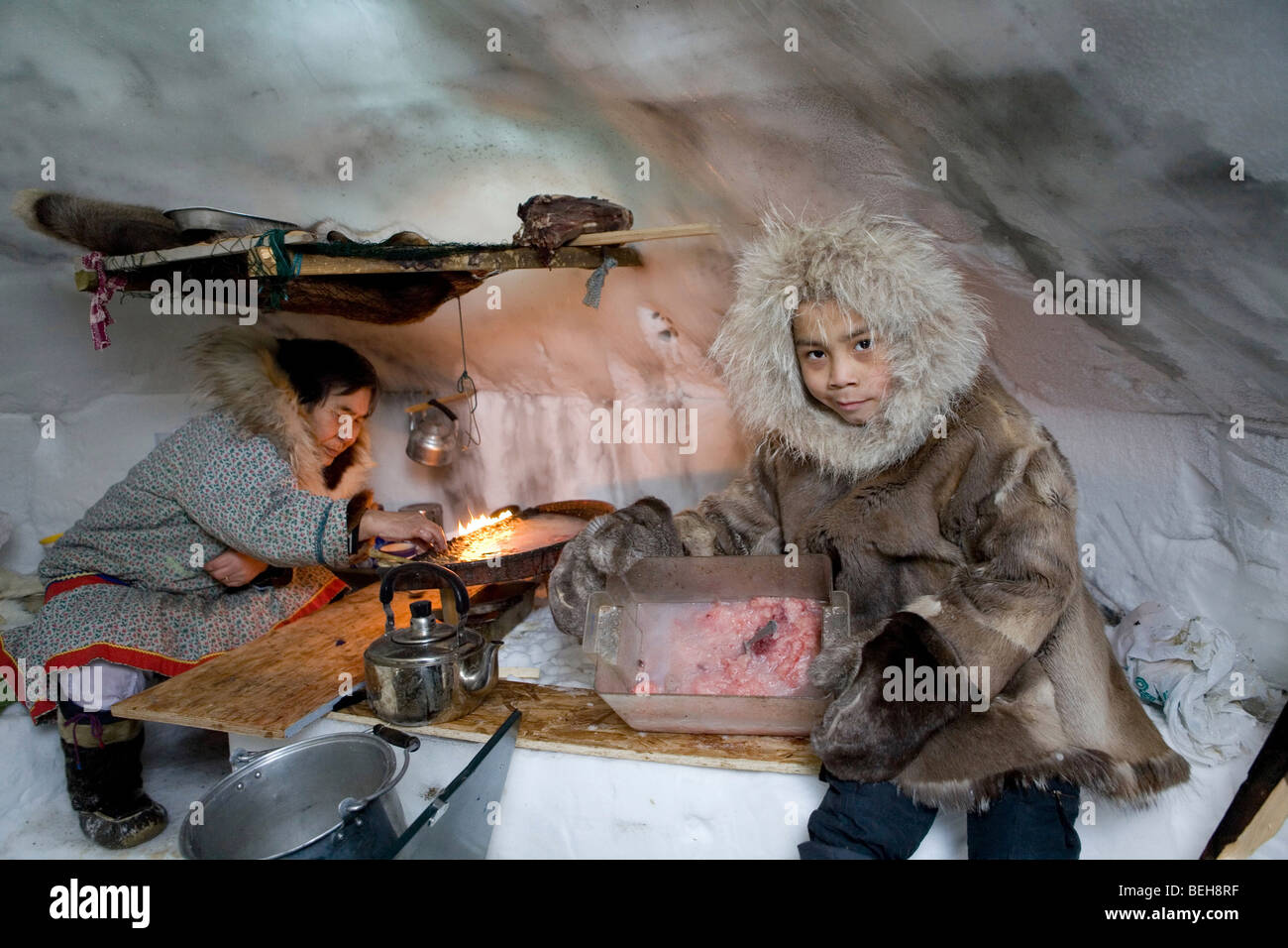 Gojahaven is a town in the far north of canada in 1000 where Inuits ...