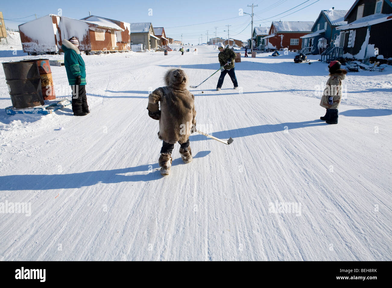 Inuit skating hi-res stock photography and images - Alamy