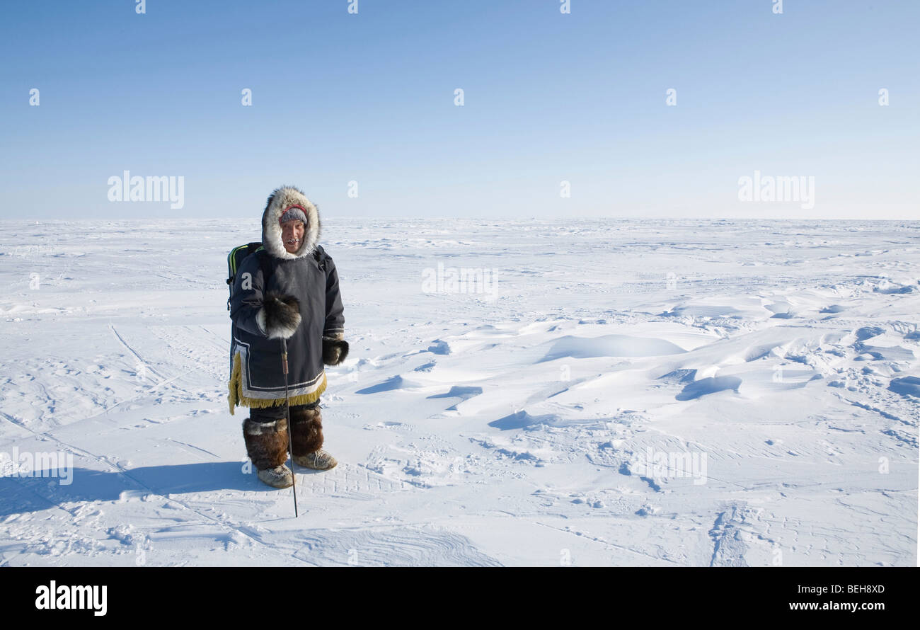 Inuit kind hi-res stock photography and images - Alamy