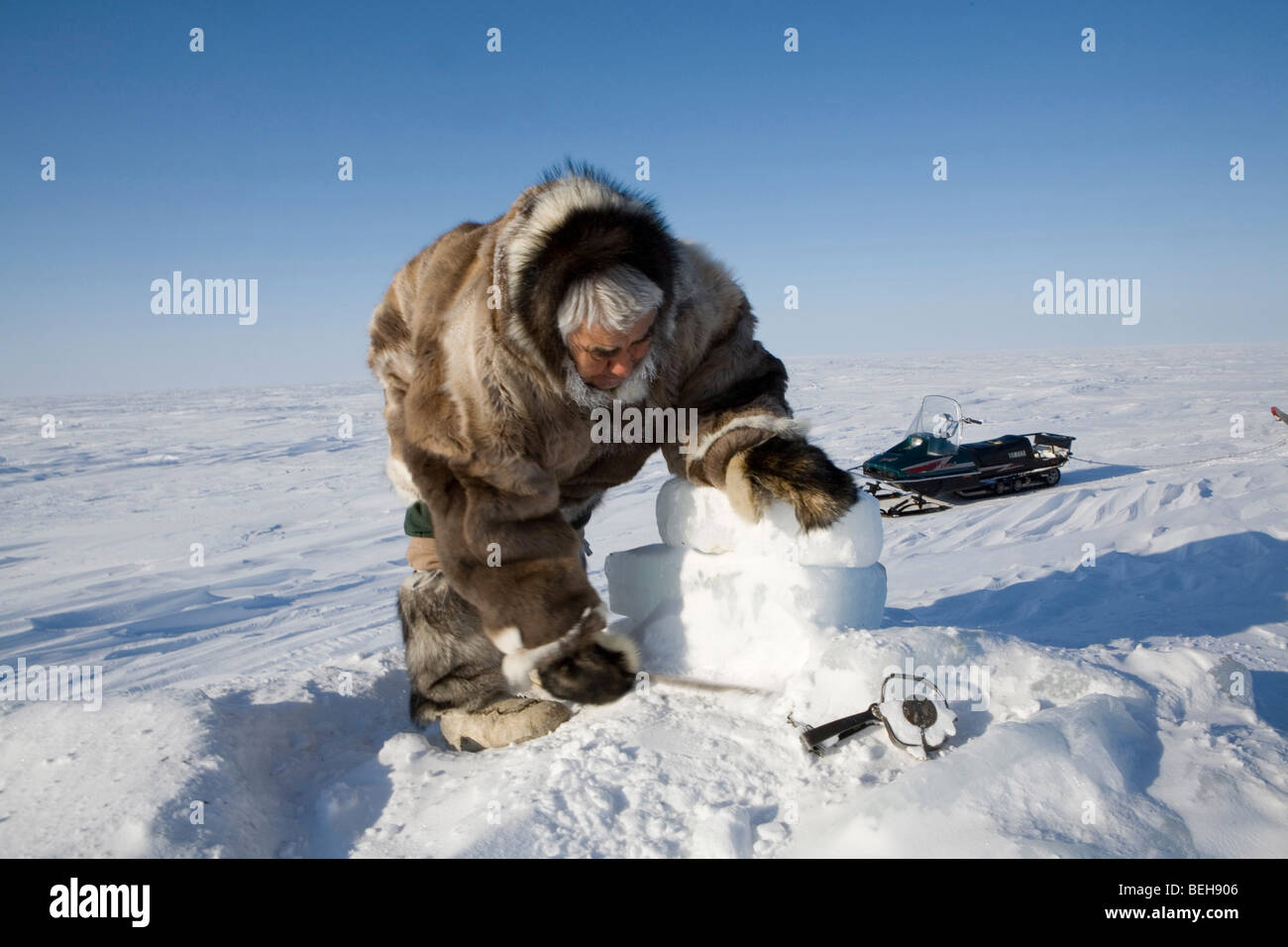 Gojahaven is a town in the far north of canada in 1000 where Inuits ...