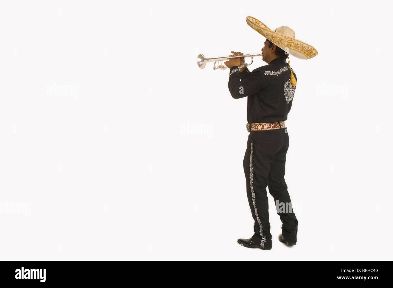 Portrait of Mariachi playing trumpet Stock Photo - Alamy