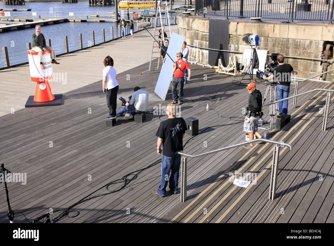 Television film crew hi-res stock photography and images - Alamy