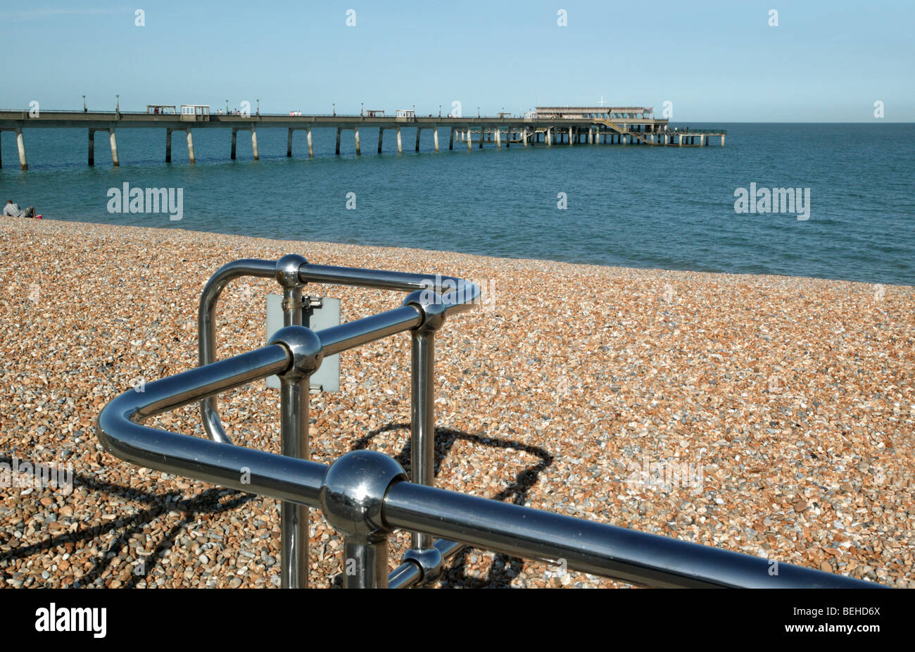 Deal pier hi-res stock photography and images - Alamy