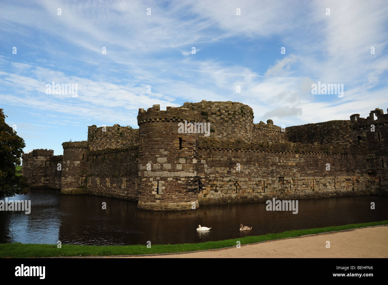Beaumaris castles hi-res stock photography and images - Alamy