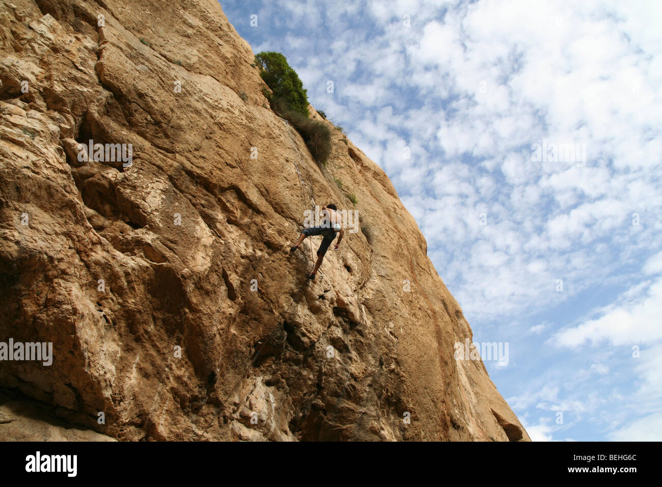 Challenging cliffs for rock climbers hi-res stock photography and ...