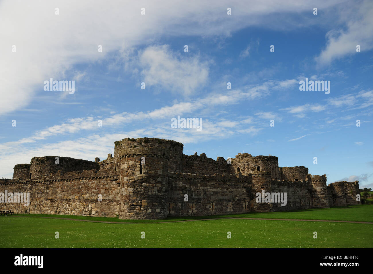 Wall moat beaumaris castle hi-res stock photography and images - Alamy