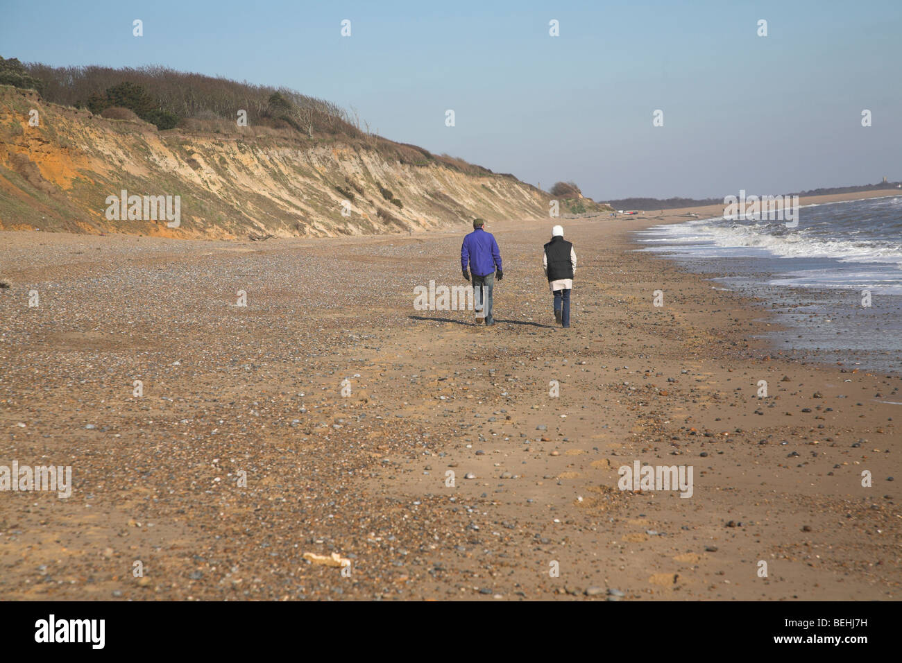 Suffolk beach people hi-res stock photography and images - Alamy