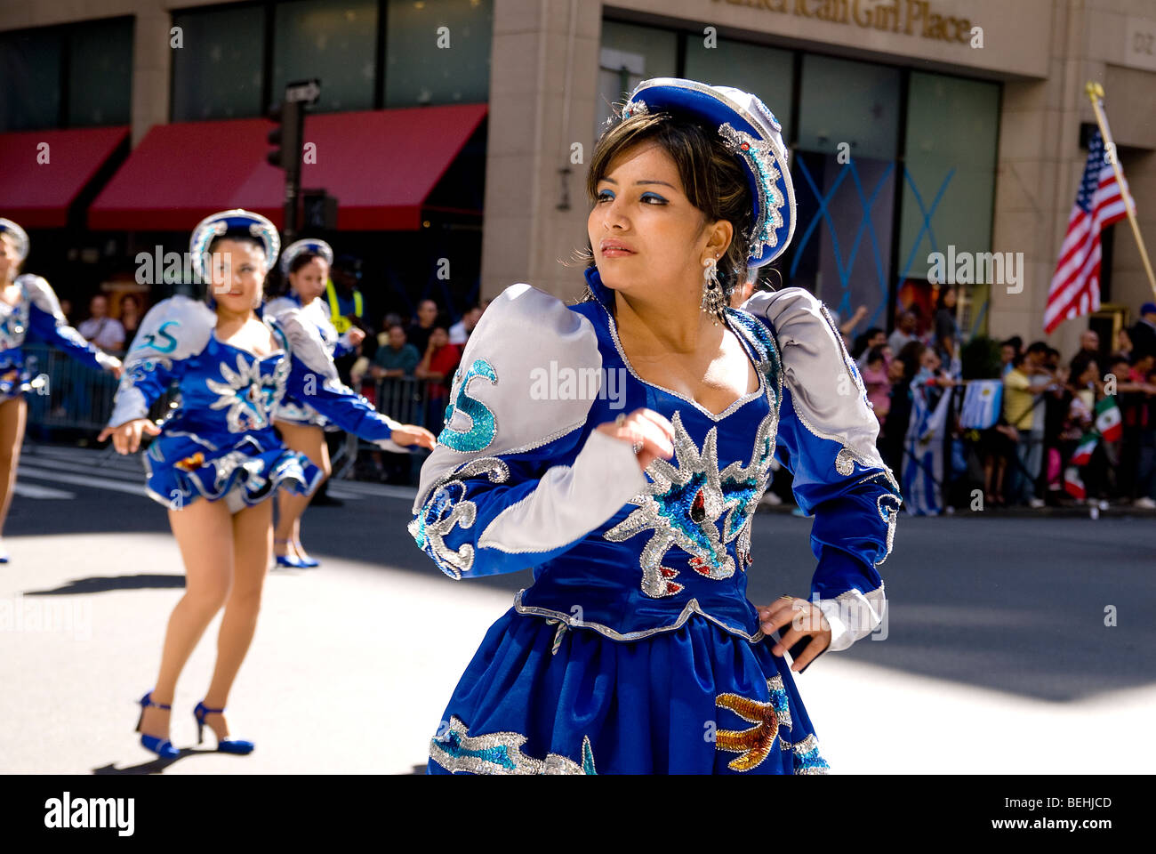 NYC Hispanic Parade (Desfile de la Hispanidad), Celebrating the ...