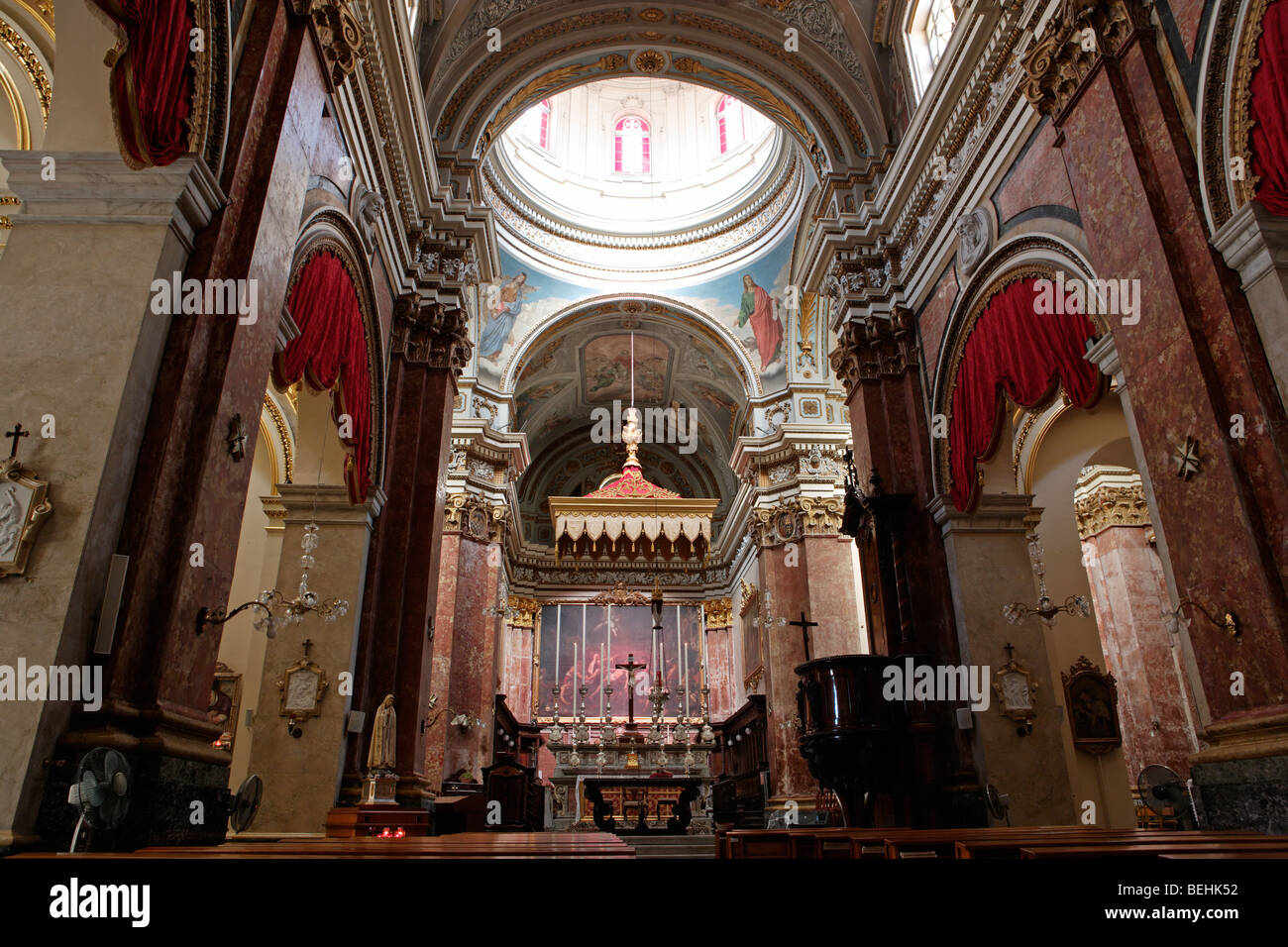 Interior of the Church of St Laurence (San Lawrenz), Vittoriosa, Malta ...