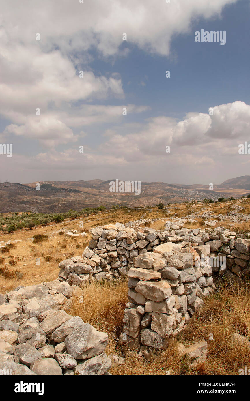 Mount ebal hi-res stock photography and images - Alamy