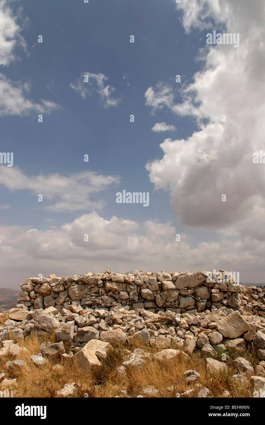 Mount ebal altar hi-res stock photography and images - Alamy