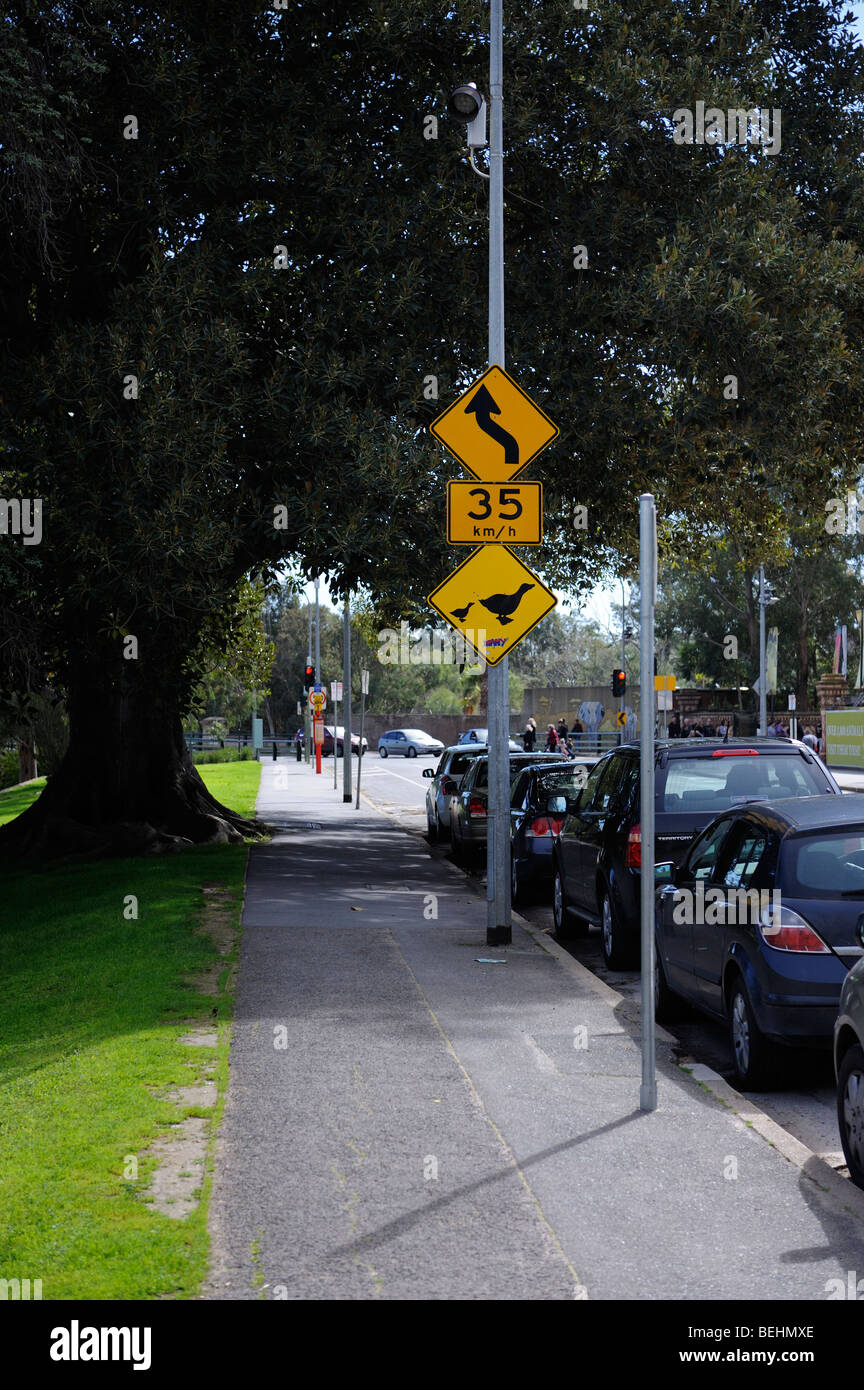 Adelaide street sign hi-res stock photography and images - Alamy