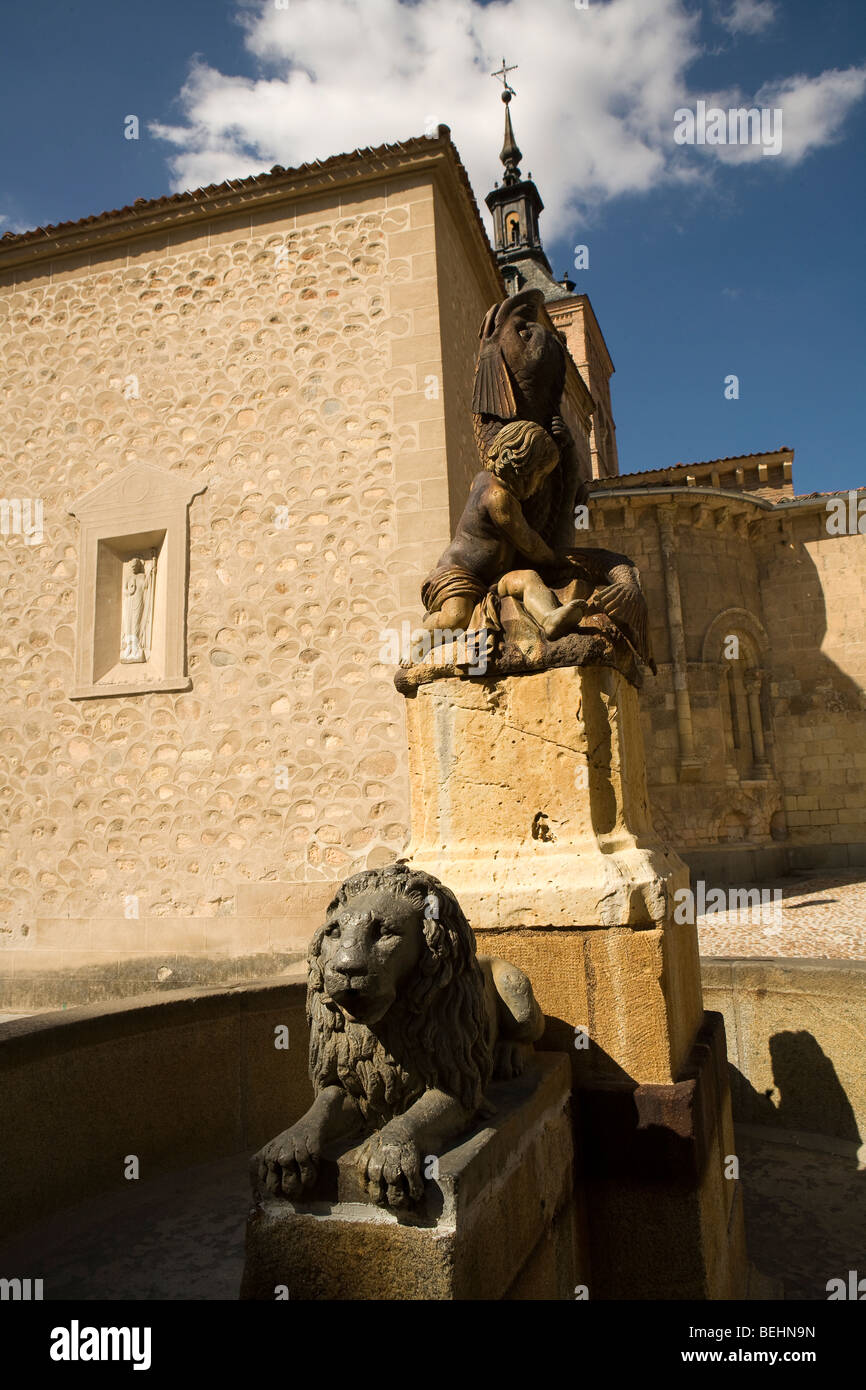 Statue segovia spain hi-res stock photography and images - Alamy