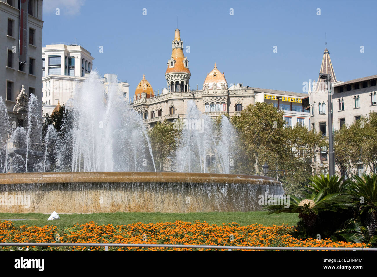 Barcelona city centre hi-res stock photography and images - Alamy