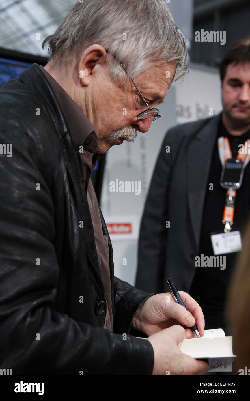 An interview with Wolf Biermann at the book fair 2009 in Leipzig ...